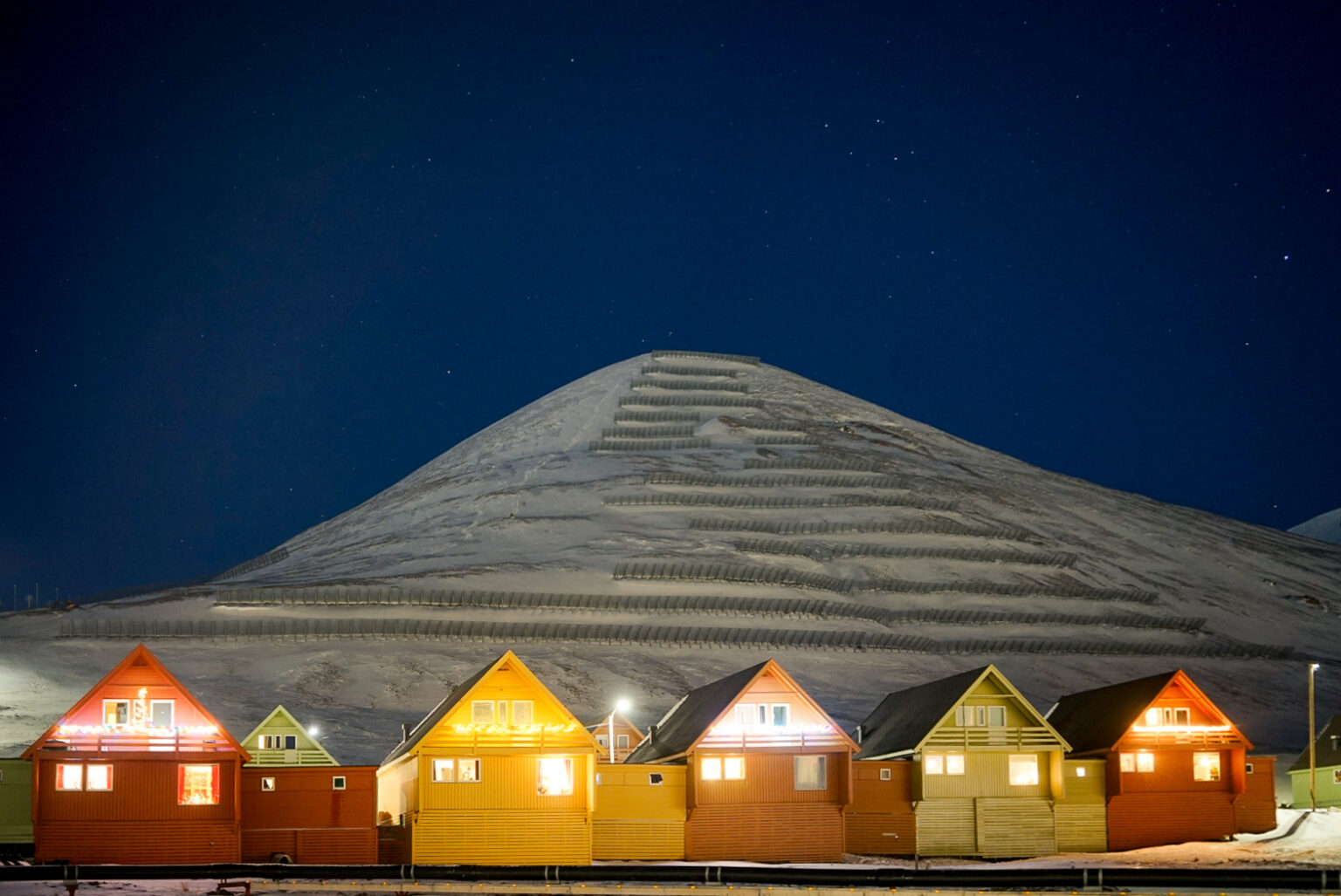 Svalbard: The Frozen Frontier of Arctic Wonders